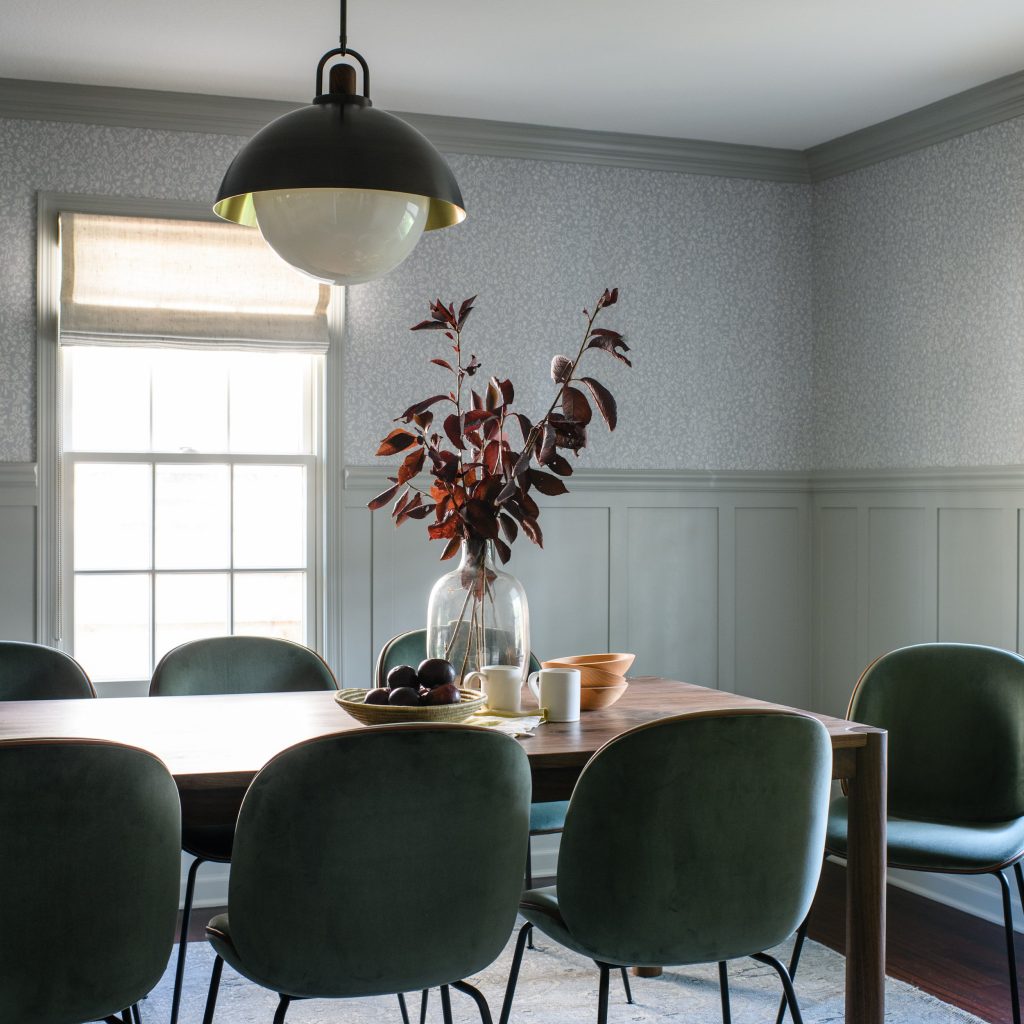 The Classic Charm of Snoopy: Exploring the Iconic Outline - Daynasmarket